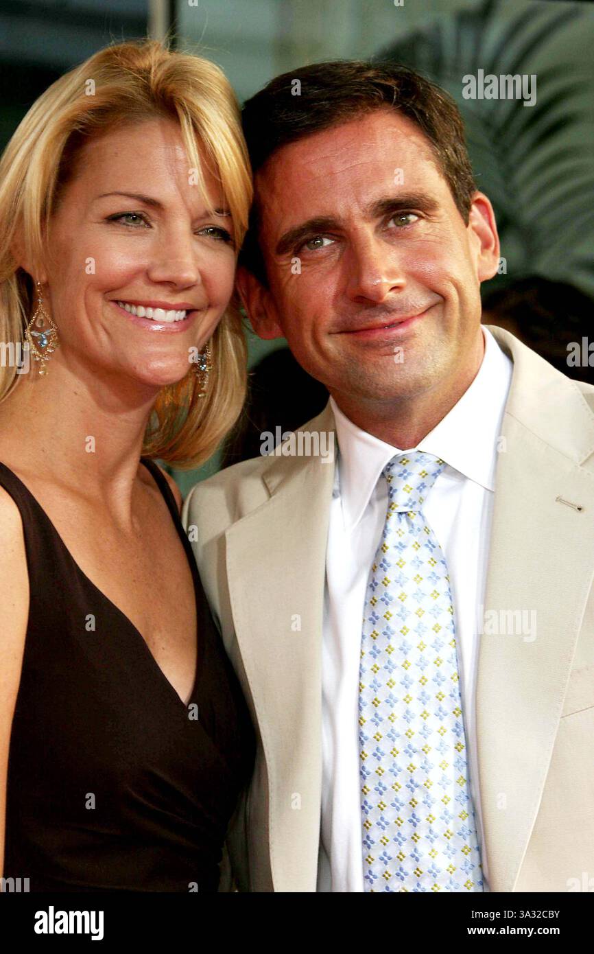 Aug. 10, 2005 - West Hollywood, CALIFORNIA, USA - STEVE CARRELL AND ...
