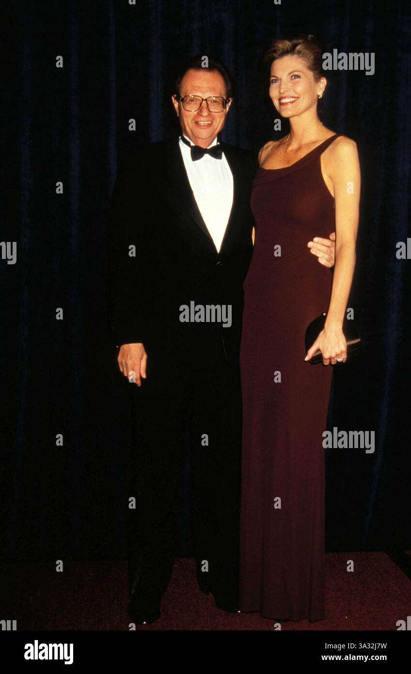 Sept. 24, 2007 - NY FRIARS CLUB HONORS JOHN TRAVOLTA AND KELLY PRESTON ...