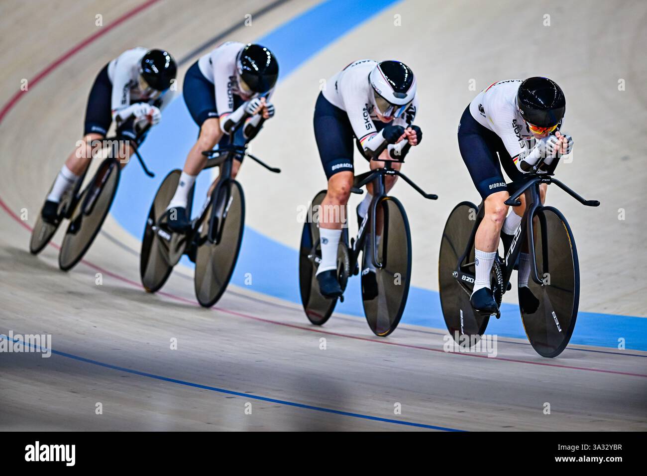 Der brautigam hi-res stock photography and images - Alamy