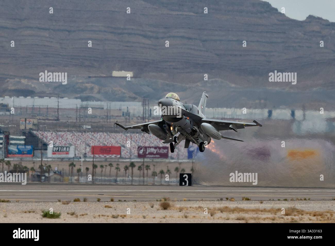 A United Arab Emirates Air Force F-16E Desert Falcon takes off in ...