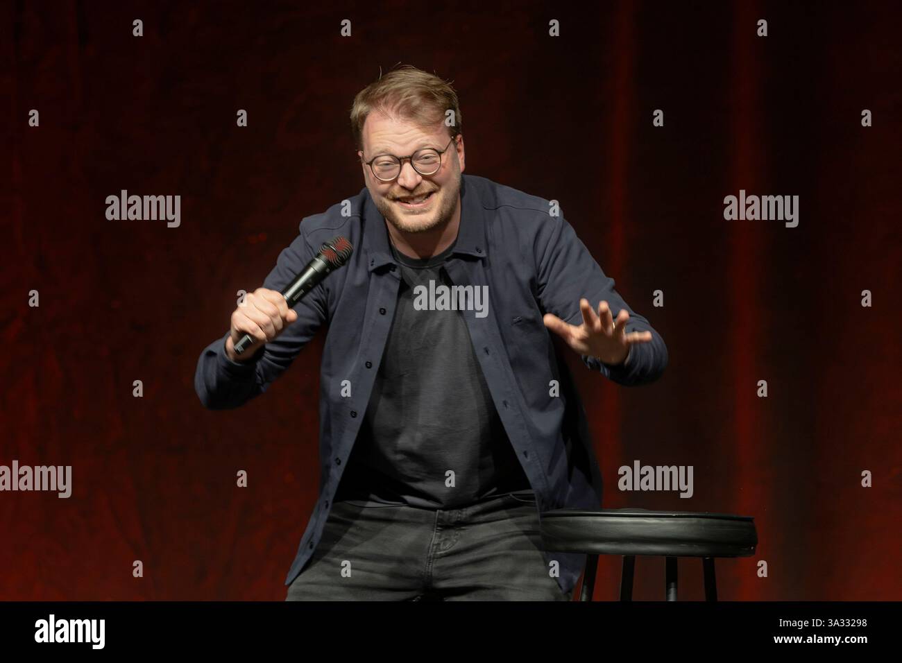 Comedian Maxi Gstettenbauer - vollständiger Name: Maximilian Ronald ...