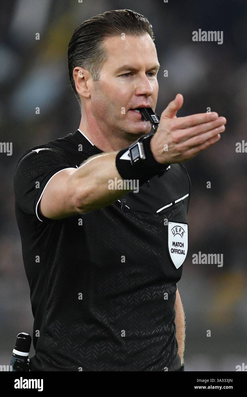Referee Danny Makkelie during the Europa League Round of 16 2nd leg ...