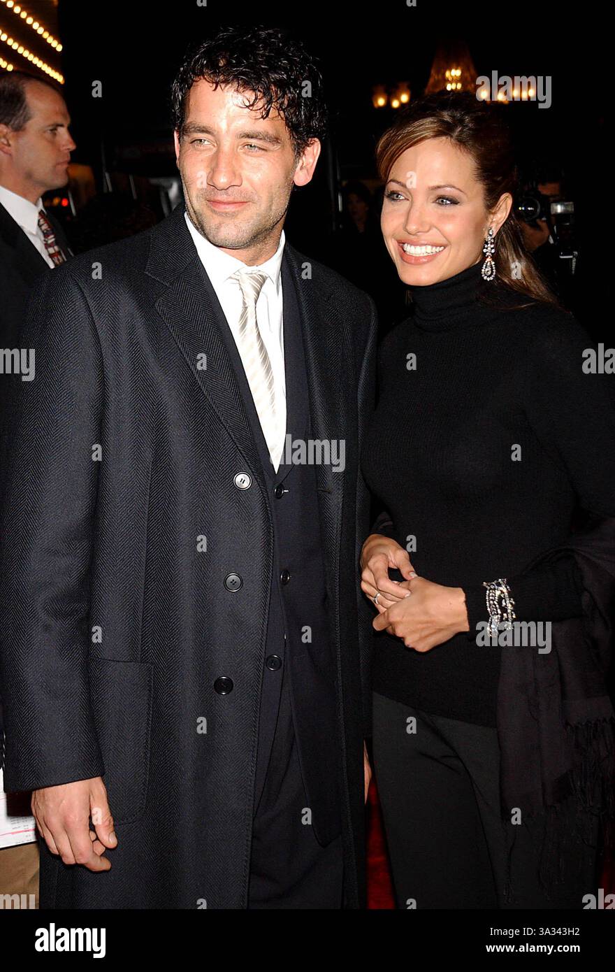 Oct. 20, 2003 - K33604AR.WORLD PREMIERE OF BEYOND BORDERS TO BENEFIT ...