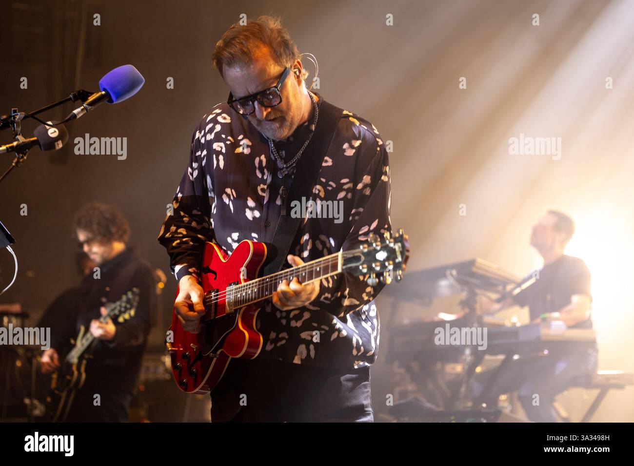 Jez Williams of Doves live on stage at 02 Shepherd's Bush Empire, 13th ...