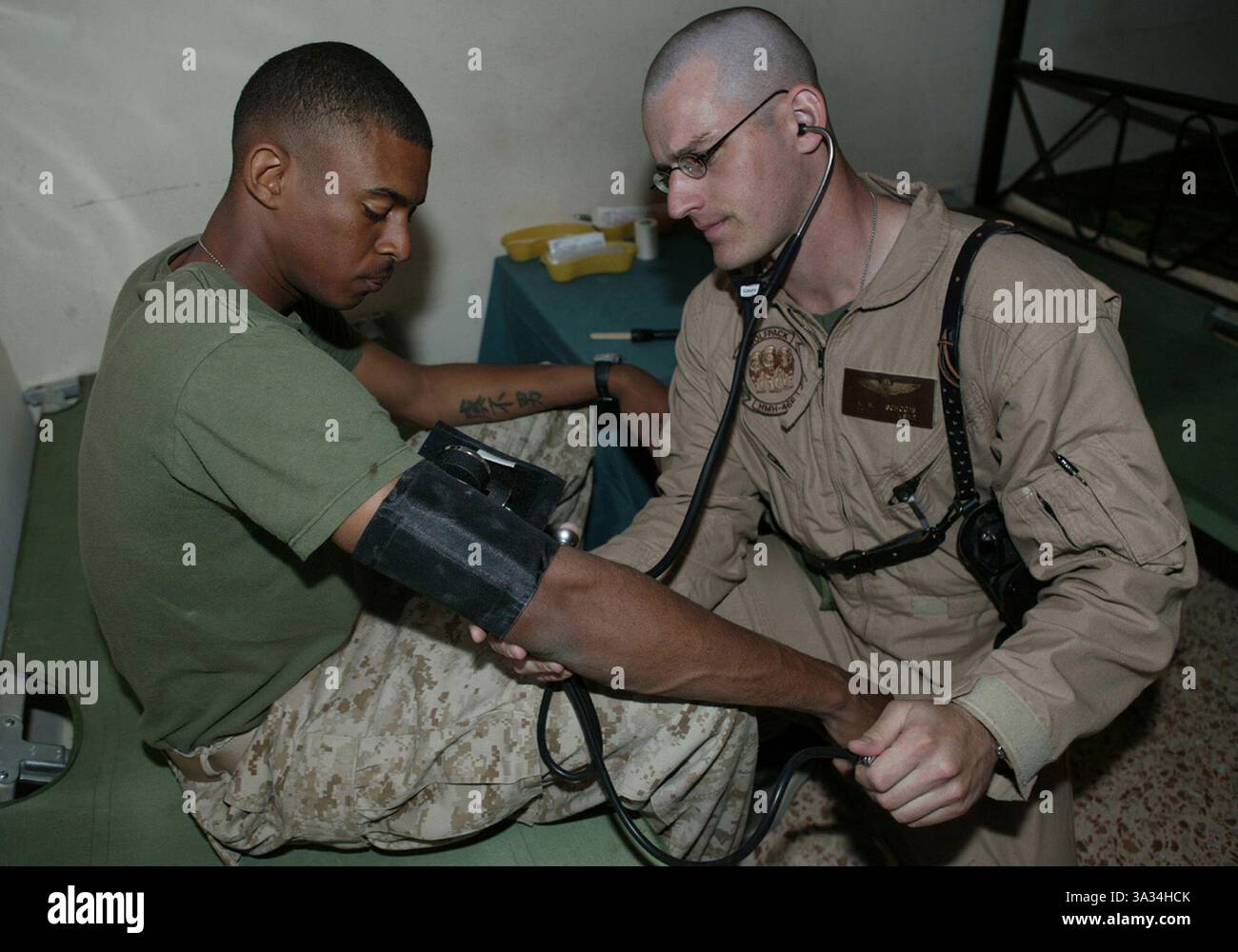 Corpsmen iraq hi-res stock photography and images - Alamy