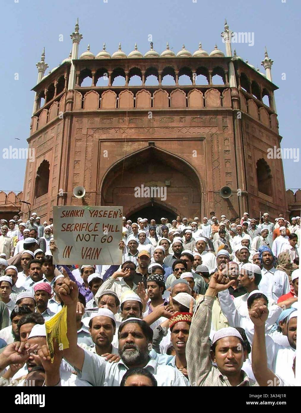 Mar 26, 2004; New Delhi, INDIA; A group of Indian Muslims shouting anti ...