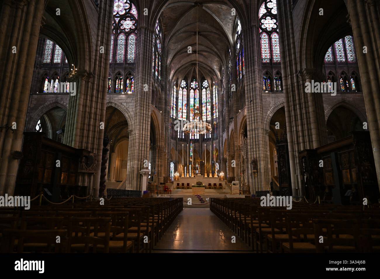Illustration of Saint-Denis basilica during the visit of Rachida Dati ...
