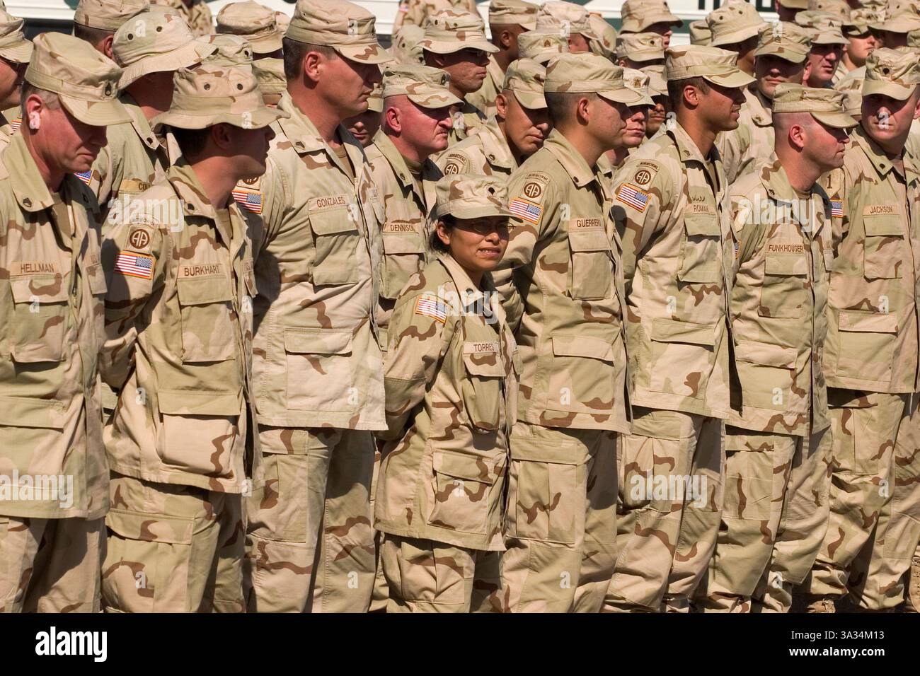Mar 30, 2004; Phoenix, AZ, USA; Arizona National Guardsmen in the 855th ...