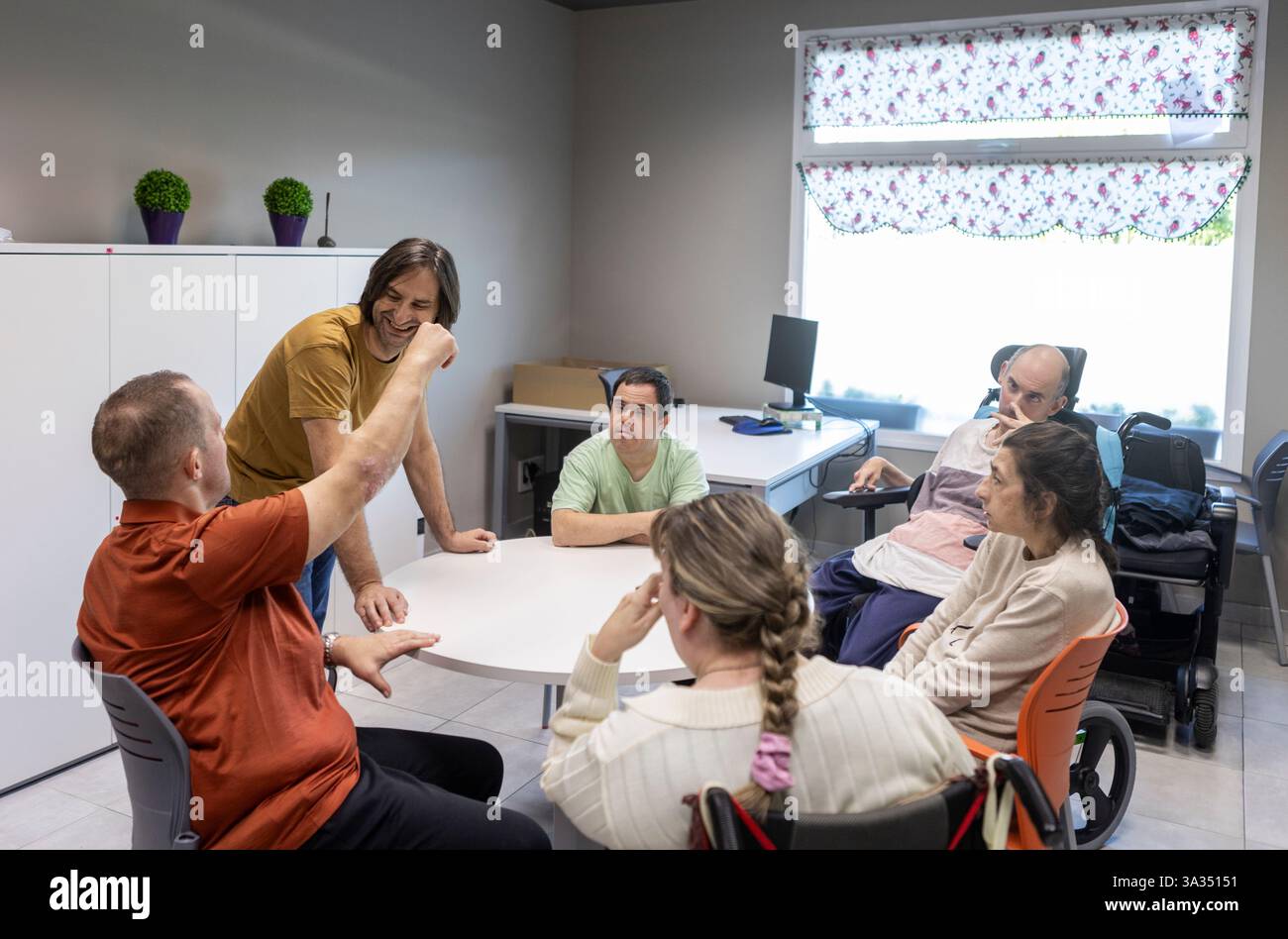 People mental disabilities engage in hi-res stock photography and images - Alamy