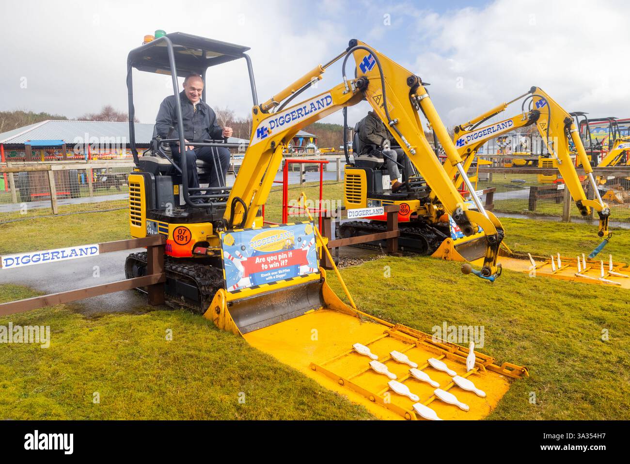 Durham, UK. 14 MAR, 2025. Ed Davey, wields a mini wrecking ball ...