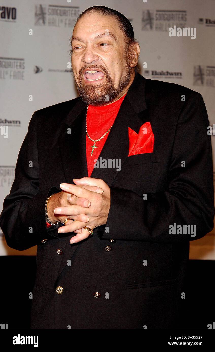 June 10, 2004 - K37801AR.THE 35TH ANNUAL SONGWRITER'S HALL OF FAME ...