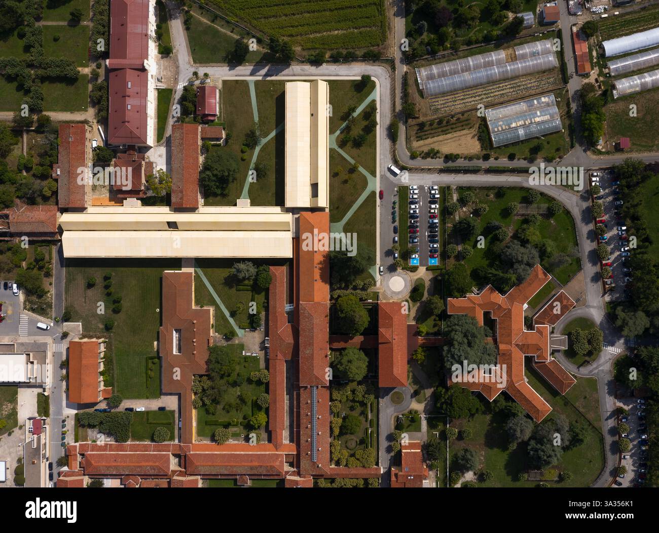 Aerial view of a large hospital with interconnected buildings ...