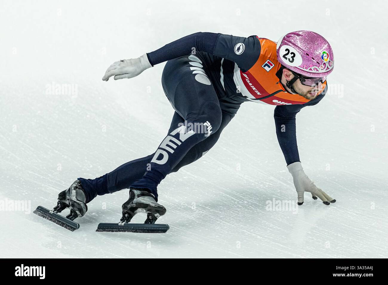 BEIJING, CHINA - MARCH 14: Itzhak De Laat of Netherlands during the ISU ...