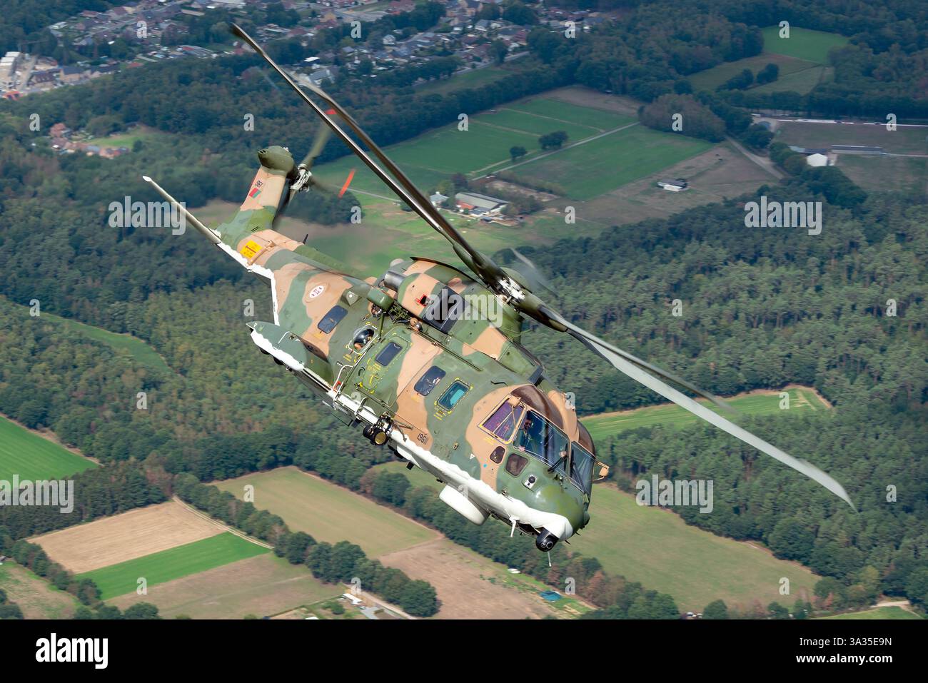 The Portuguese Air Force's AugustaWestland EH101-516, AW101, Reg 19611 ...