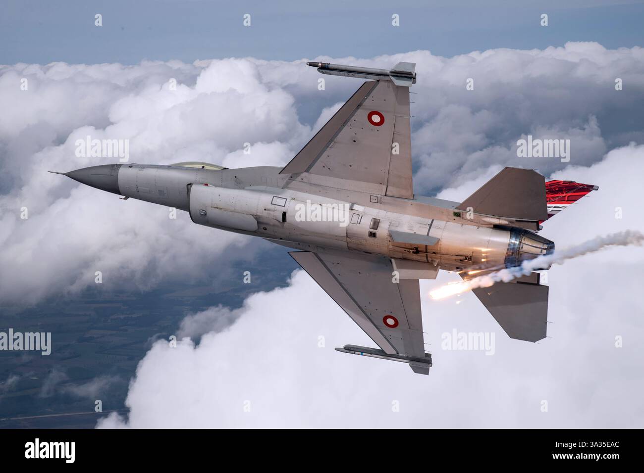 The Royal Danish Air Force General Dynamics F-16AM Fighting Falcon, Reg ...