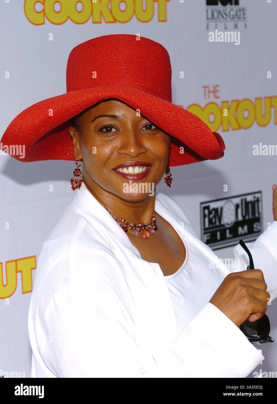 Aug. 28, 2004 - Miami, FLORIDA, USA - K8735FB.THE COOKOUT PARTY IN ...