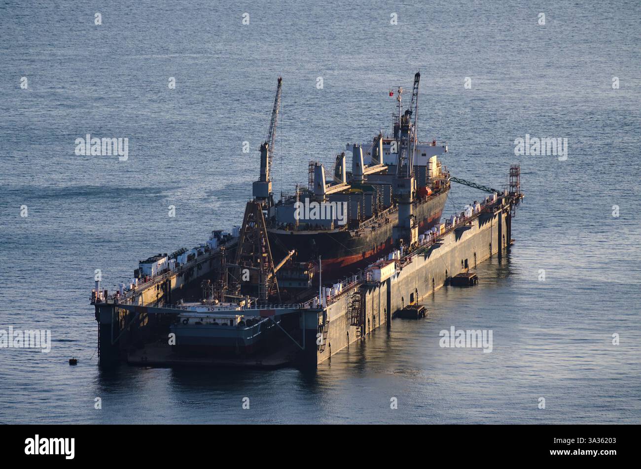 Repair maintenance base hi-res stock photography and images - Alamy