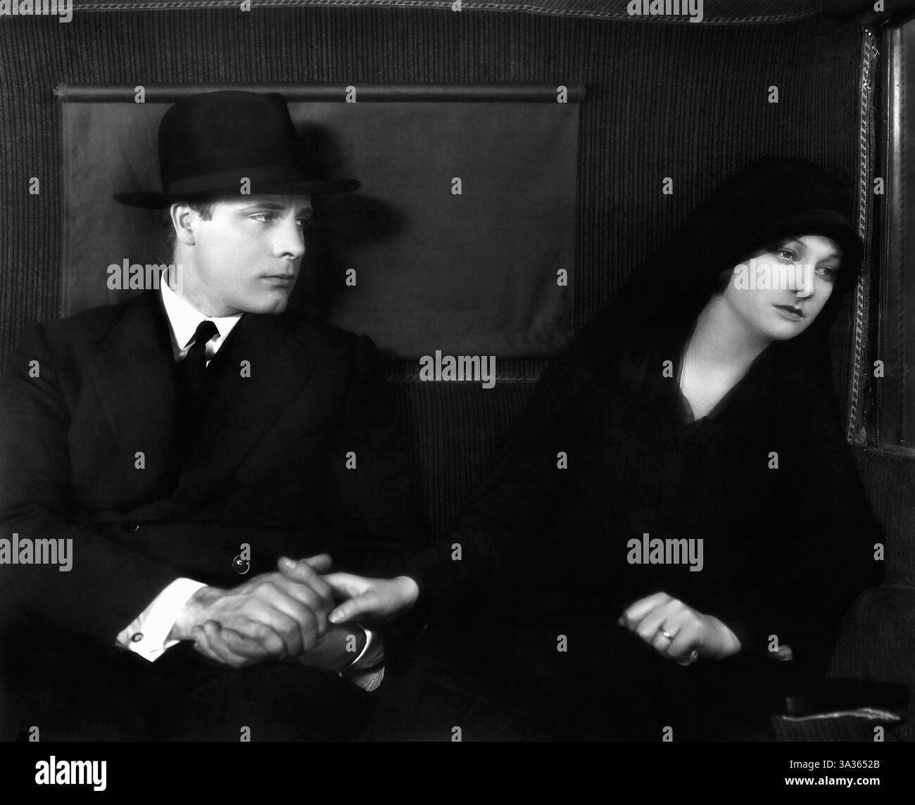 Jan. 12, 2005 - James Murray, Eleanor Boardman, on-set of the Silent ...