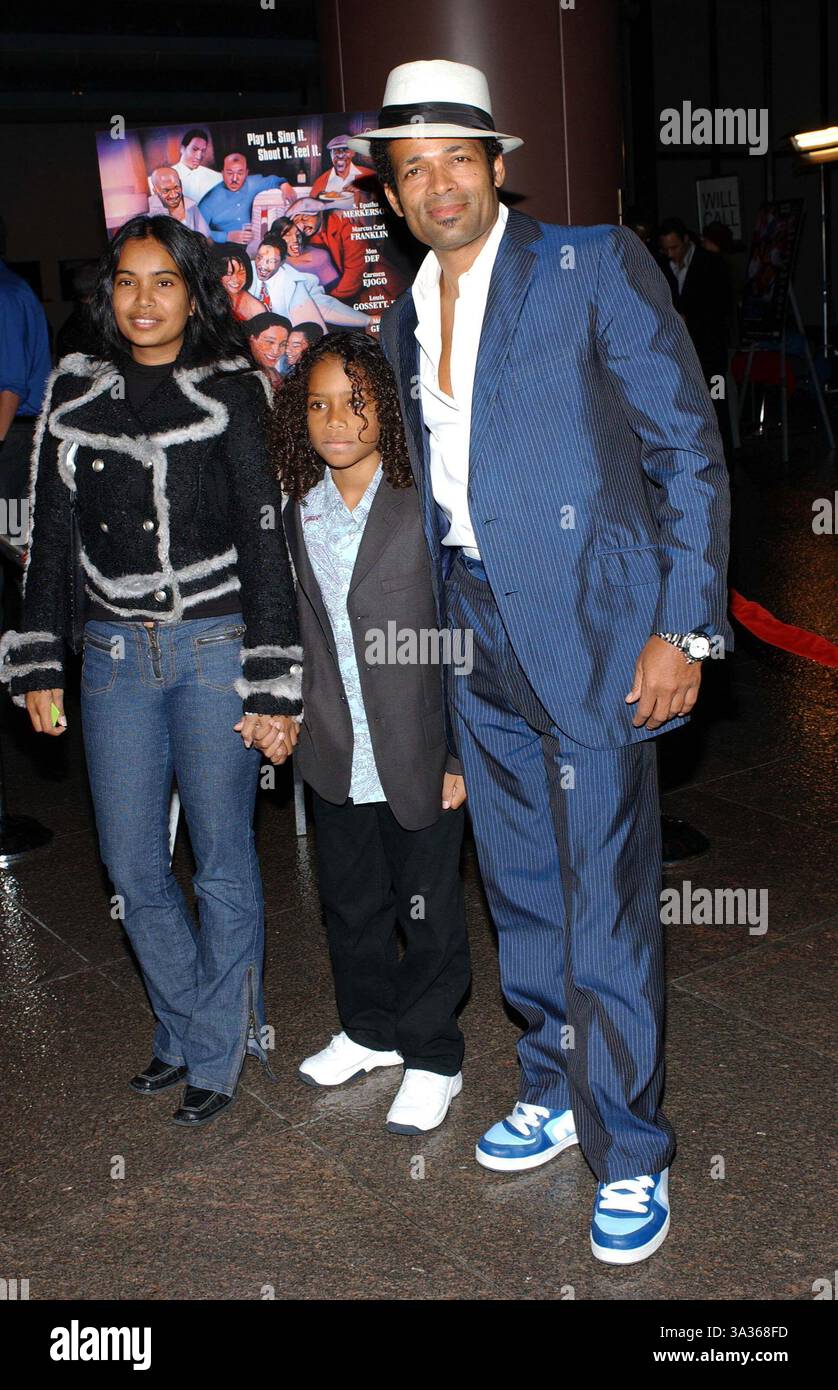 Mario barrett 2005 hi-res stock photography and images - Alamy