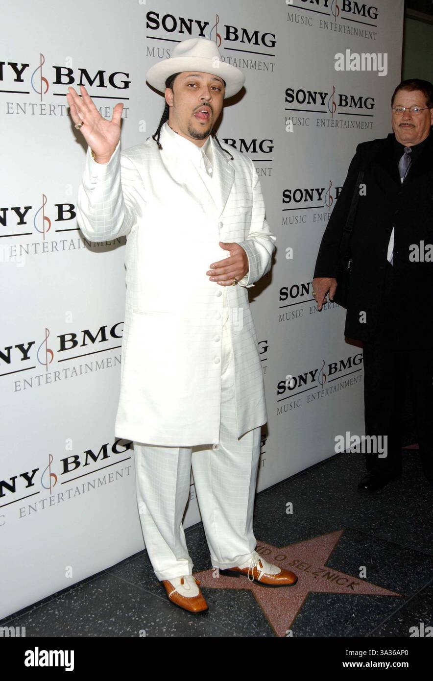 Sony bmg music entertainment grammy party 2005 hi-res stock photography ...