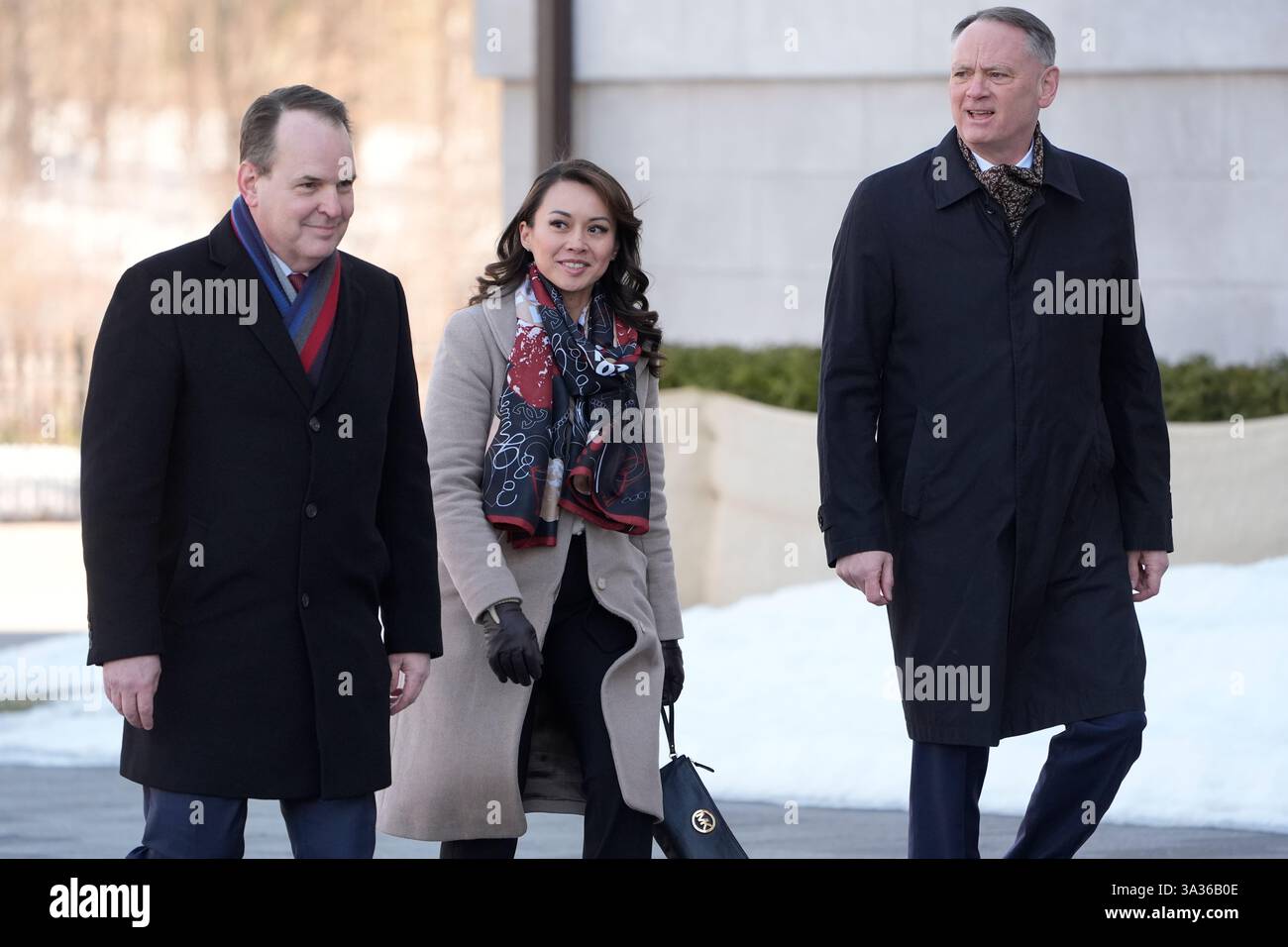 Steve MacKinnon, Rechie Valdez and David McGuinty arrive for a swearing ...