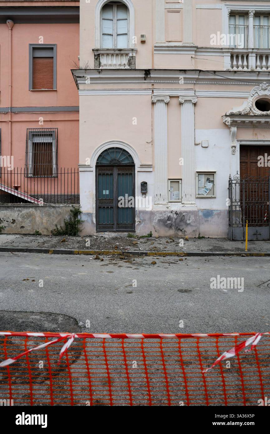 Napoli, Campania, Italia. 14th Mar, 2025. Naples 03/14/2025 damage ...