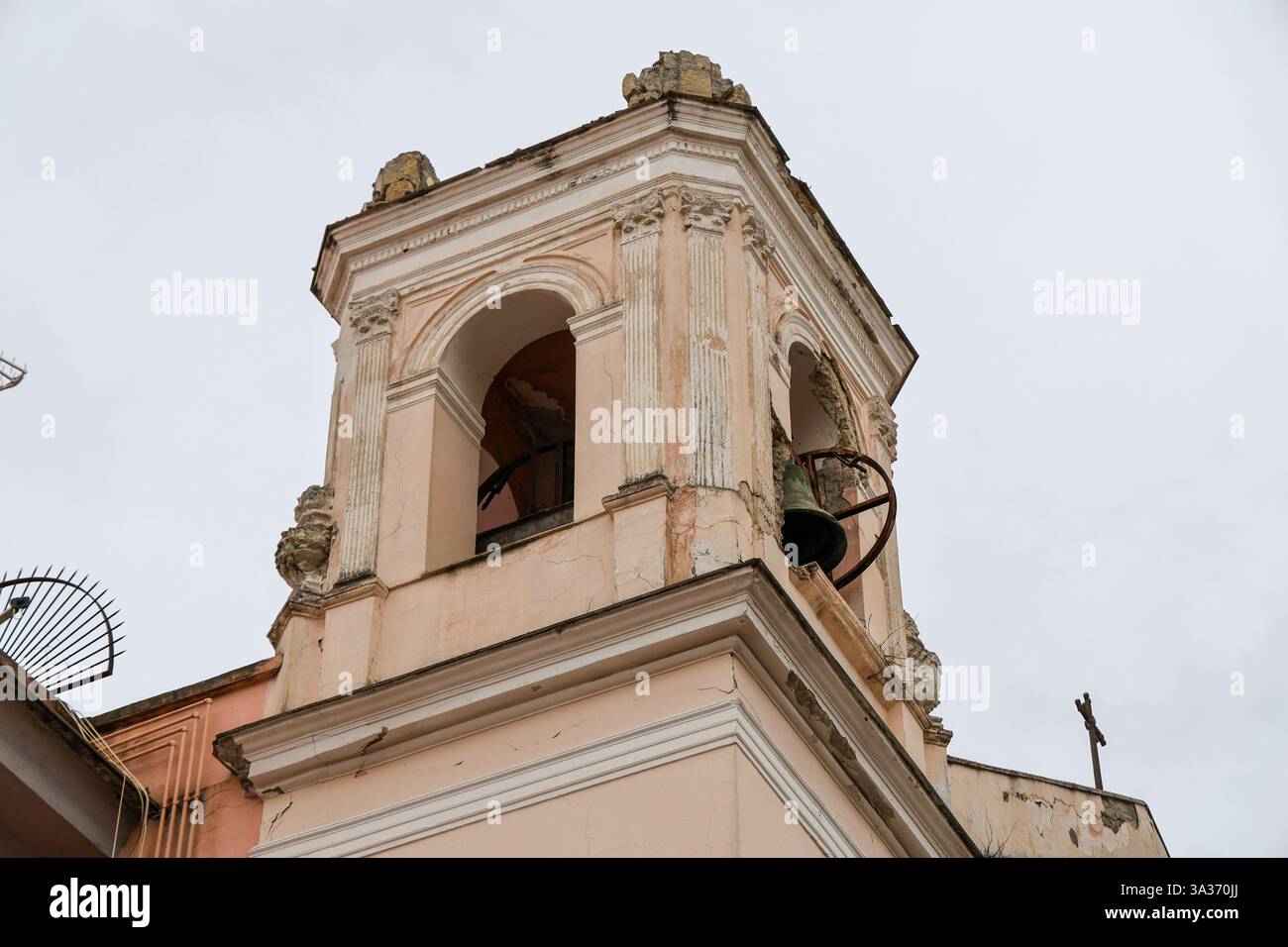 Napoli, Campania, Italia. 14th Mar, 2025. Naples 03/14/2025 damage ...
