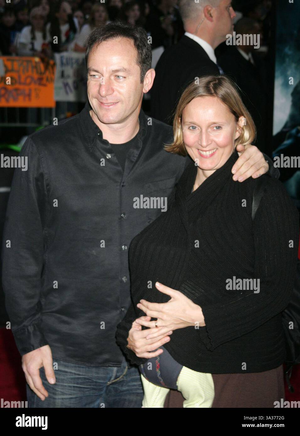 Nov 12, 2005; New York, NY, USA; Actor JASON ISAACS & WIFE at the New ...