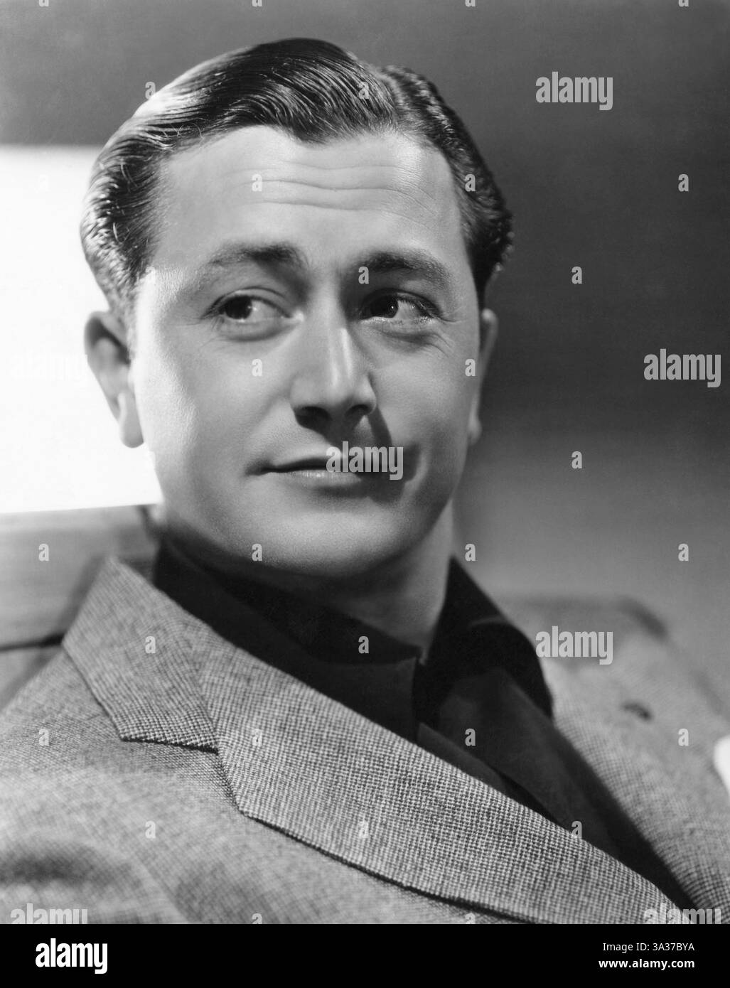 March 20, 2006 - Robert Young, on-set of the Film, ''The Bride Wore Red ...