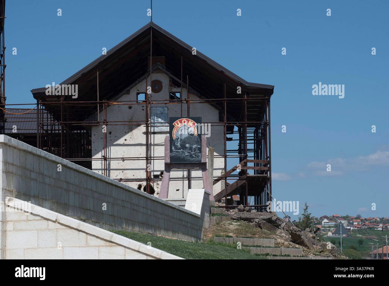 kosovo uck armee in Prekaz Kosovo The Prekaz massacre in kosovo Stock ...