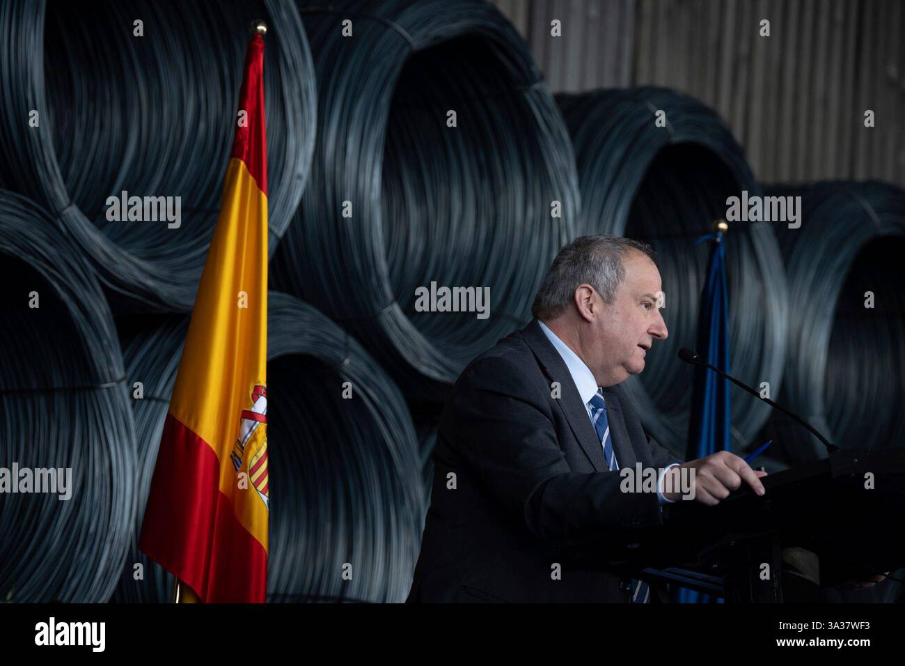 The Minister of Industry and Tourism, Jordi Hereu, gives a press ...