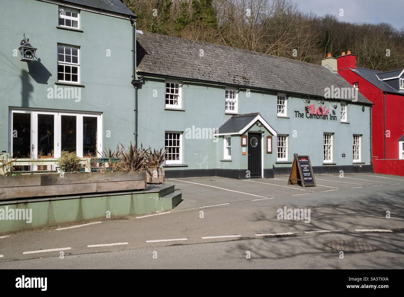 Cambrian inn wales hi-res stock photography and images - Alamy