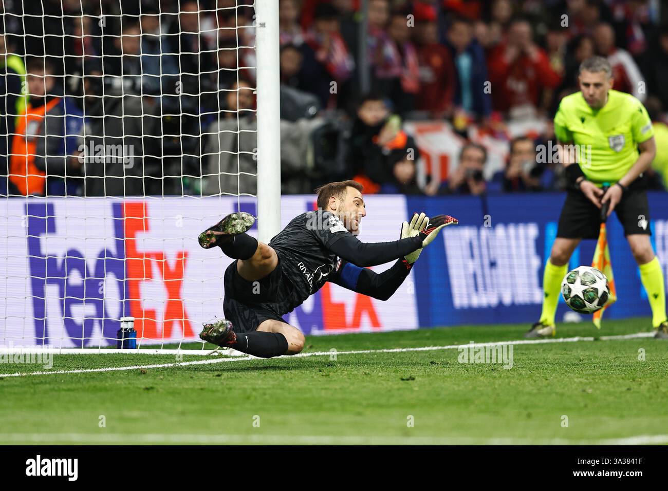 Jan Oblak (Atletico), MARCH 12, 2025 - Football / Soccer : Oblak saves a penalty kick from Lucas ...