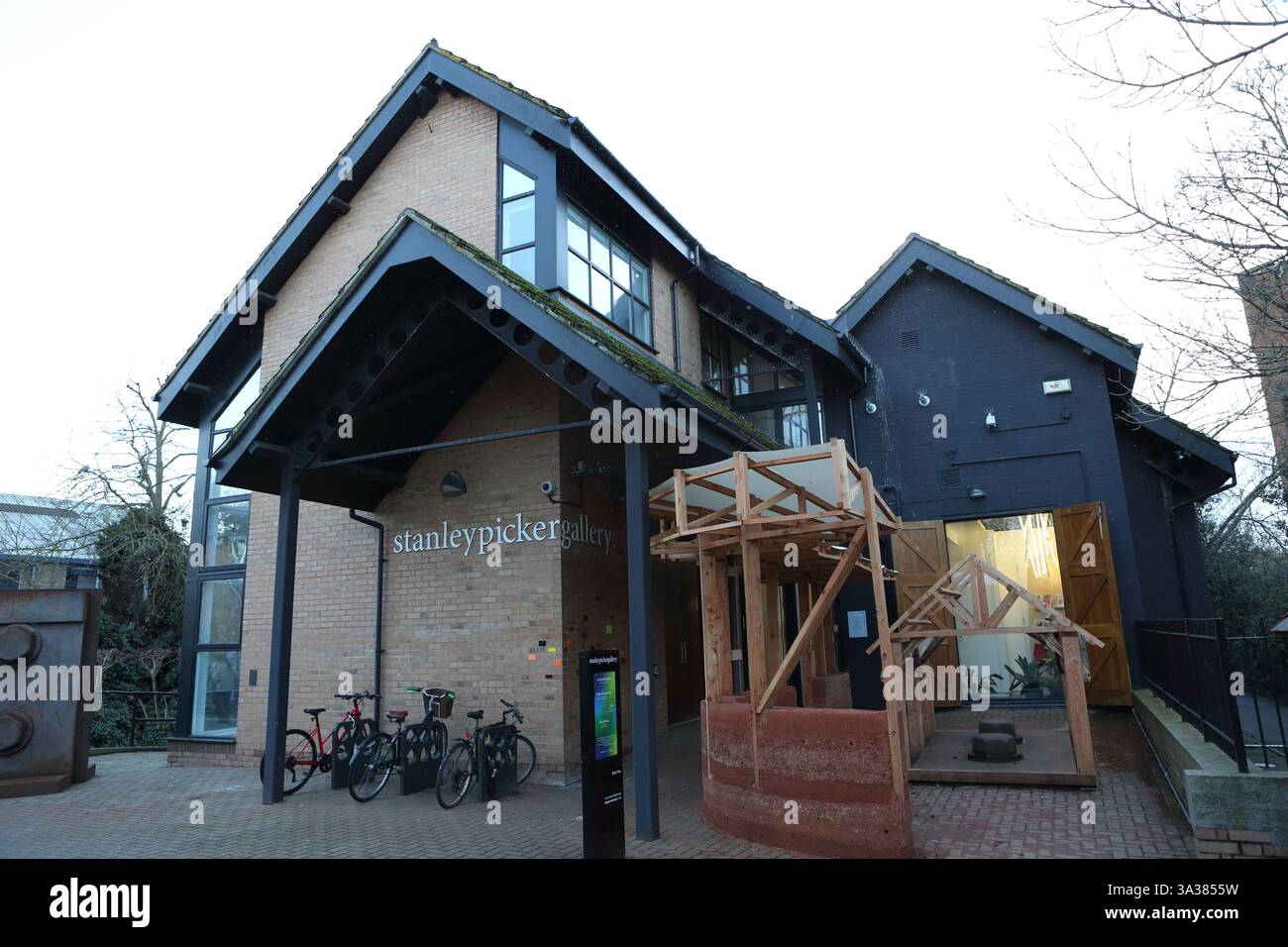 Stanley picker gallery hi-res stock photography and images - Alamy