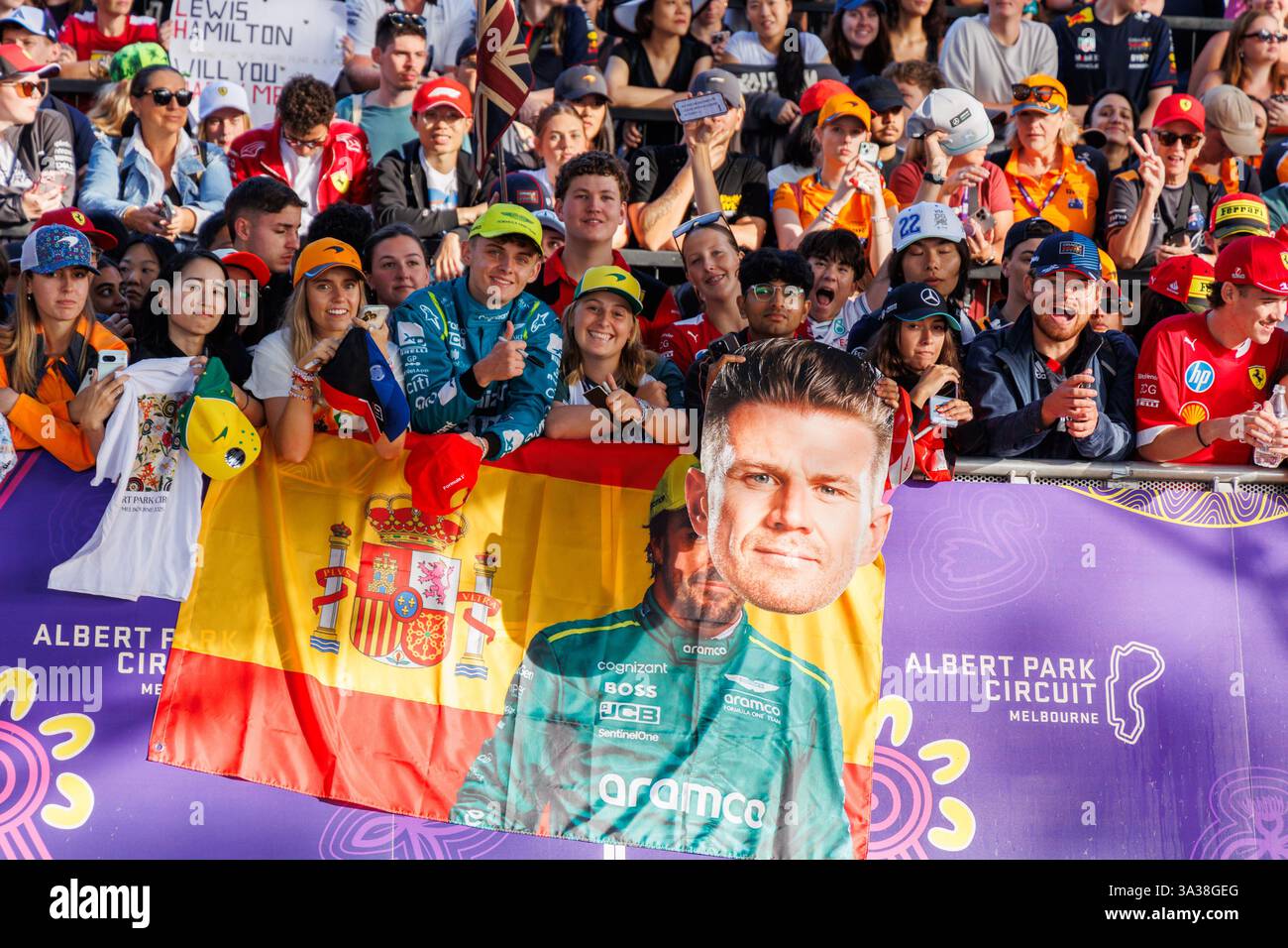 Melbourne, Australia. 14th Mar, 2025. Fans on the Melbourne walk ahead ...