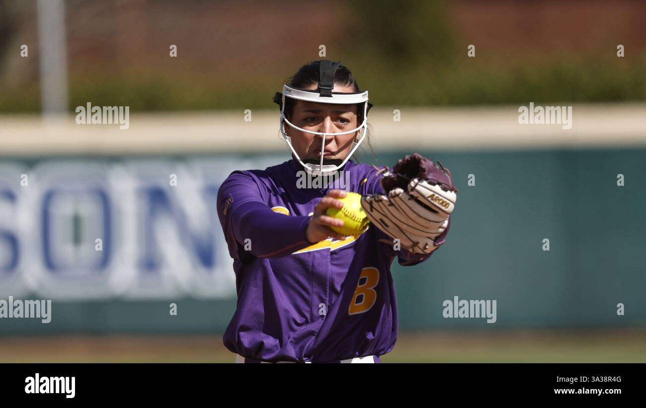UNI pitcher Anna Wischnowski (8) throws to a batter during an NCAA ...