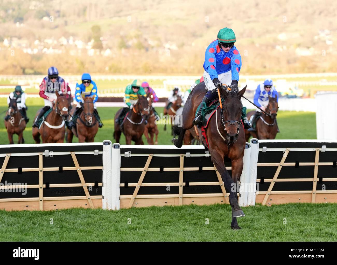 Wodhooh ridden by Danny Gilligan on their way to winning the Martin Pipe Conditional Jockeys ...