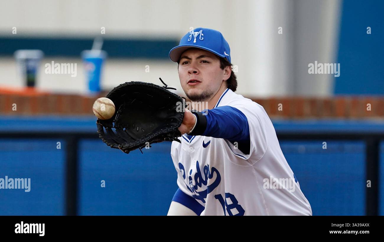 Middle Tennessee first baseman Patrick Johnson (18) catches a throw ...