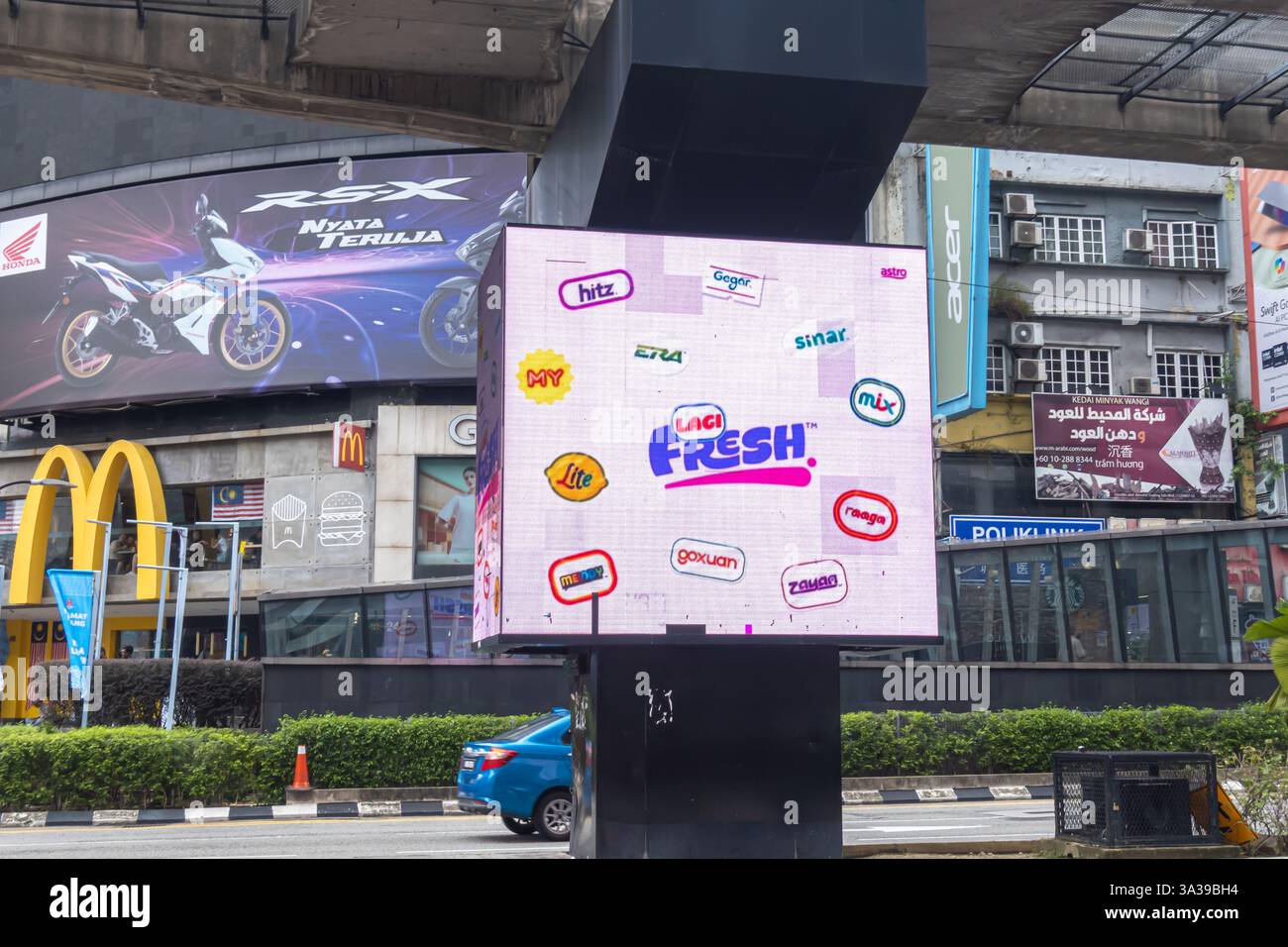 digital billboard displaying an advertisement for "Lagi Fresh," Kuala ...