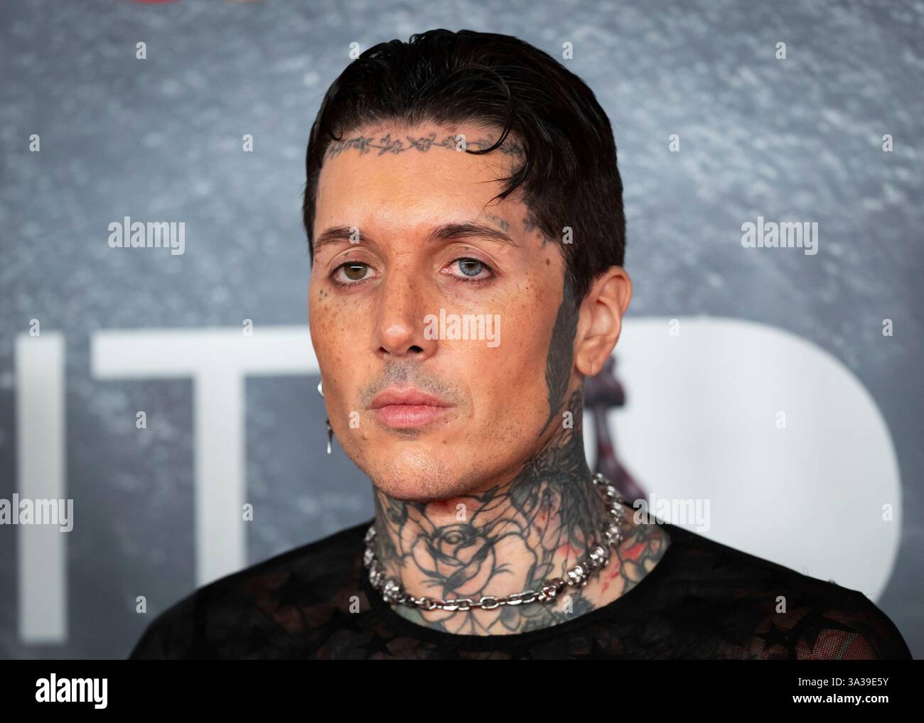 Oliver Sykes of 'Bring Me The Horizon' pose for photographers upon ...