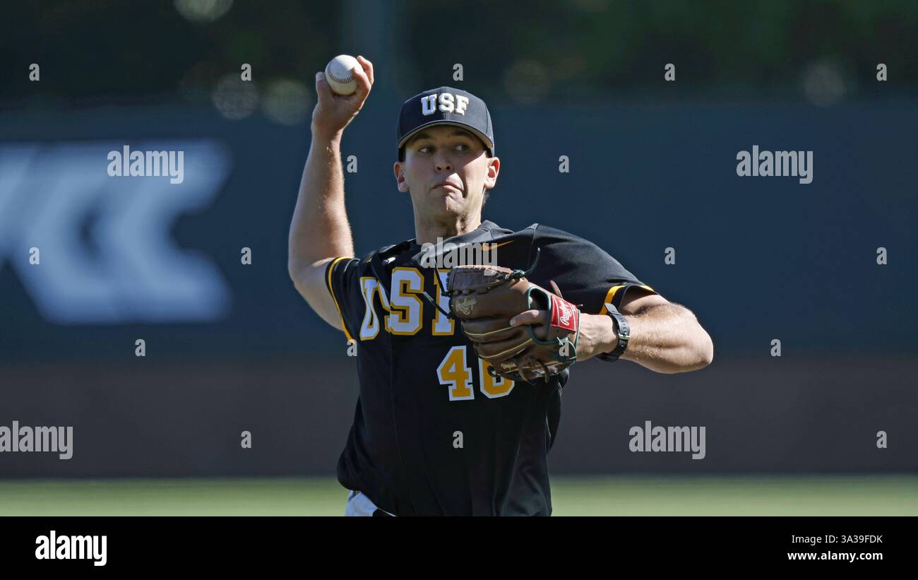 San Francisco pitcher Gabriel Barrett (40) pitches during an NCAA ...