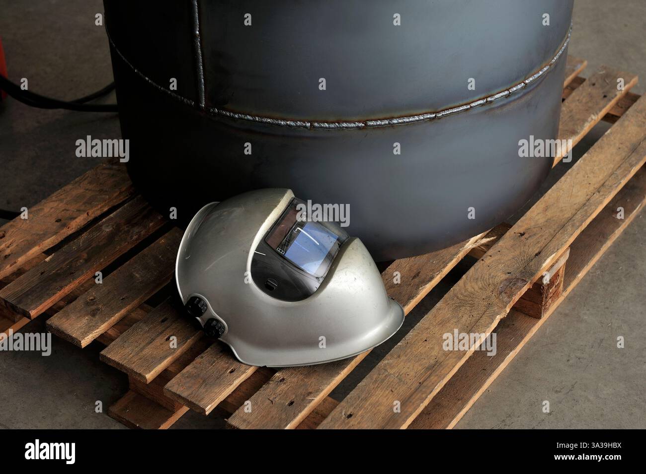 welding, connection, elements, metal, sheet, machine, flame, danger ...