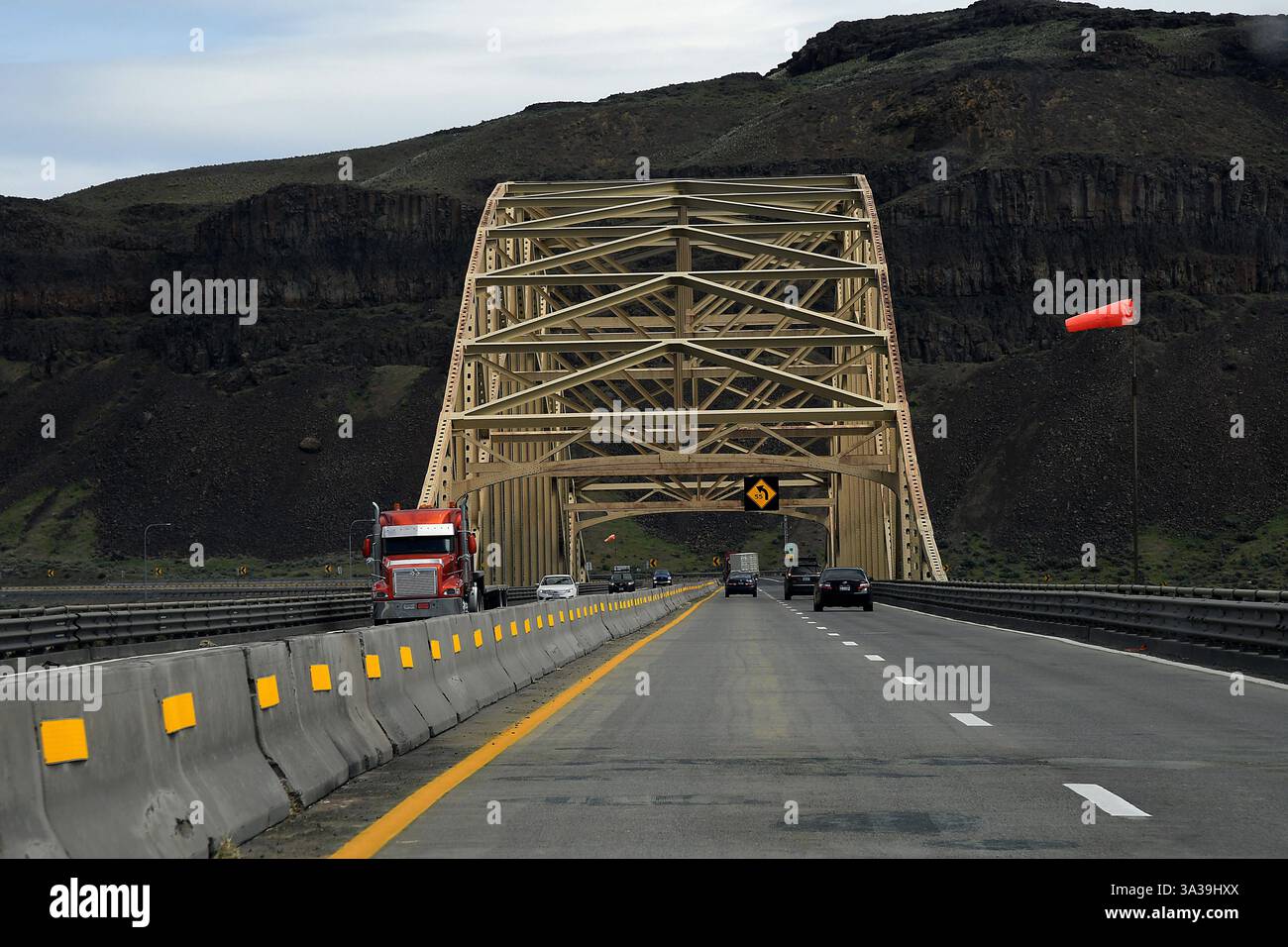 VANTAGE/WASHINGTON/USA 21.April 2019/Vantage bridge over Columbia river ...