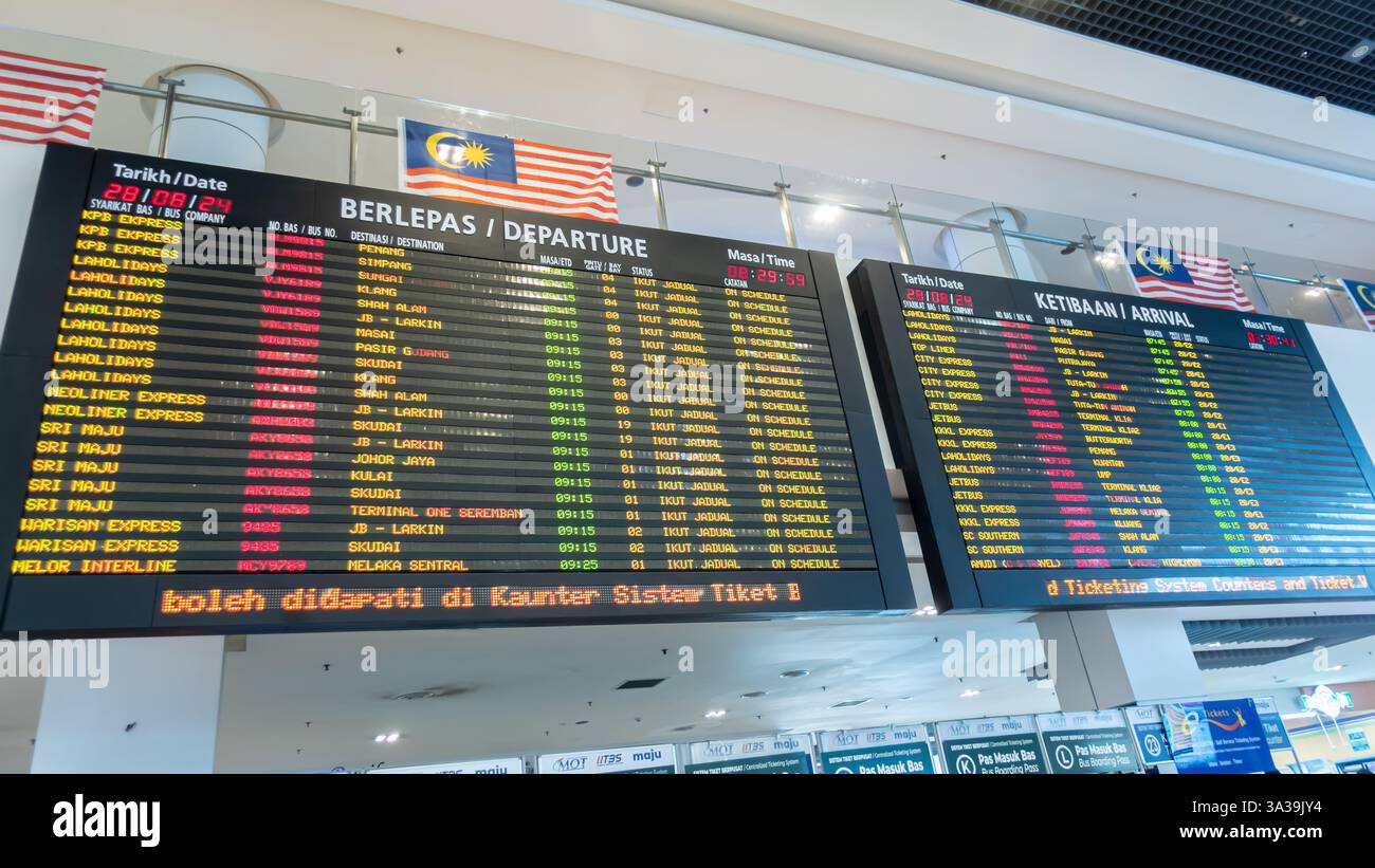 Terminal bersepadu selatan tbs bus station in kuala lumpur hi-res stock ...