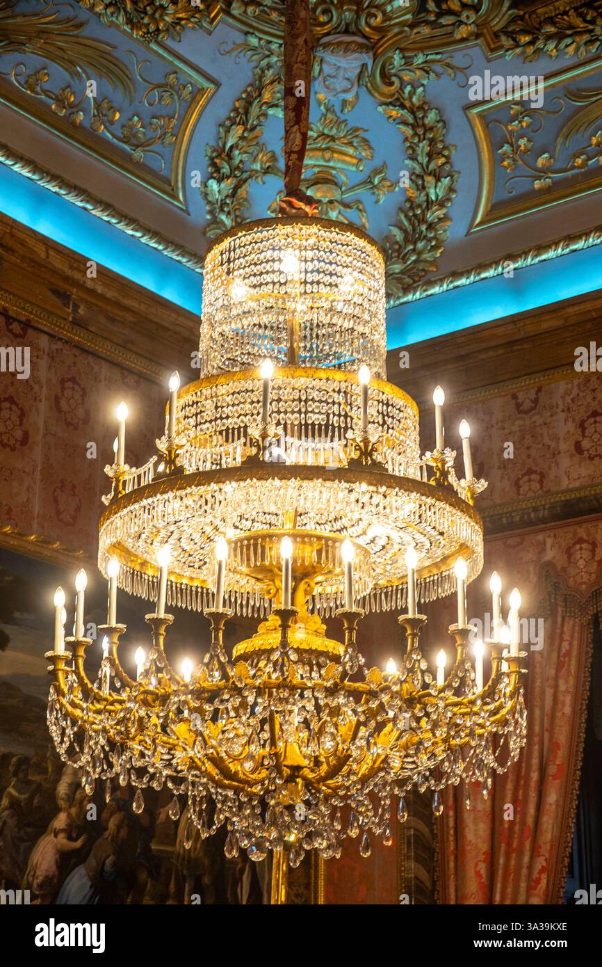 Large beautiful chandelier elegantly hi-res stock photography and ...