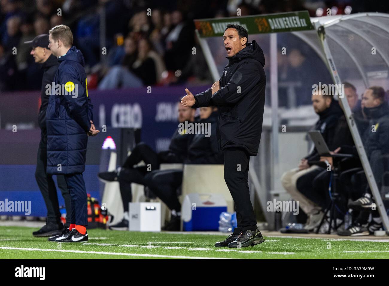 VELSEN, 14-03-2025, 711 Stadion. Dutch Football, Keuken Kampioen ...