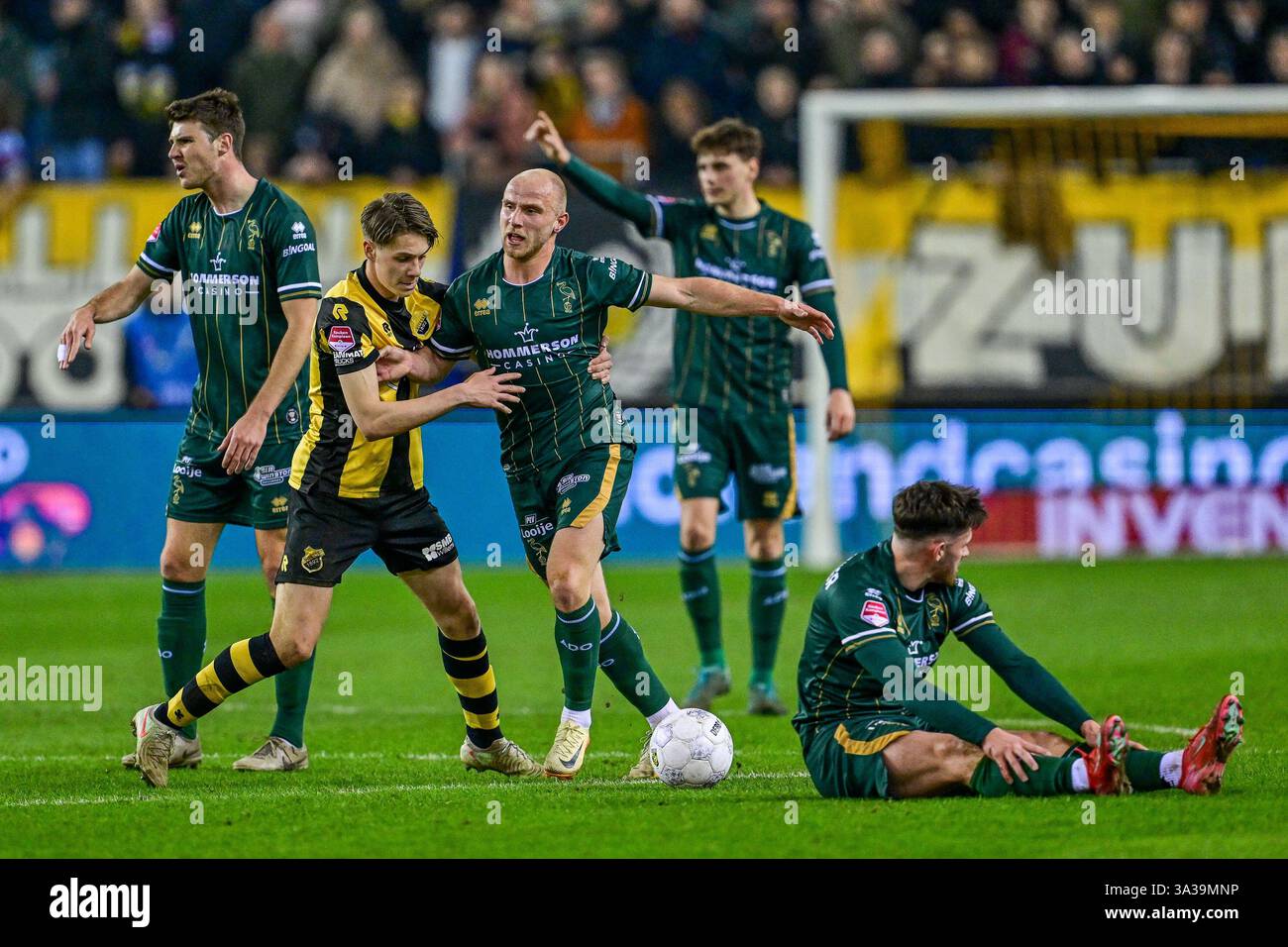 Arnhem, Netherlands. 14th Mar, 2025. ARNHEM, 14-03-2025, Gelredome ...