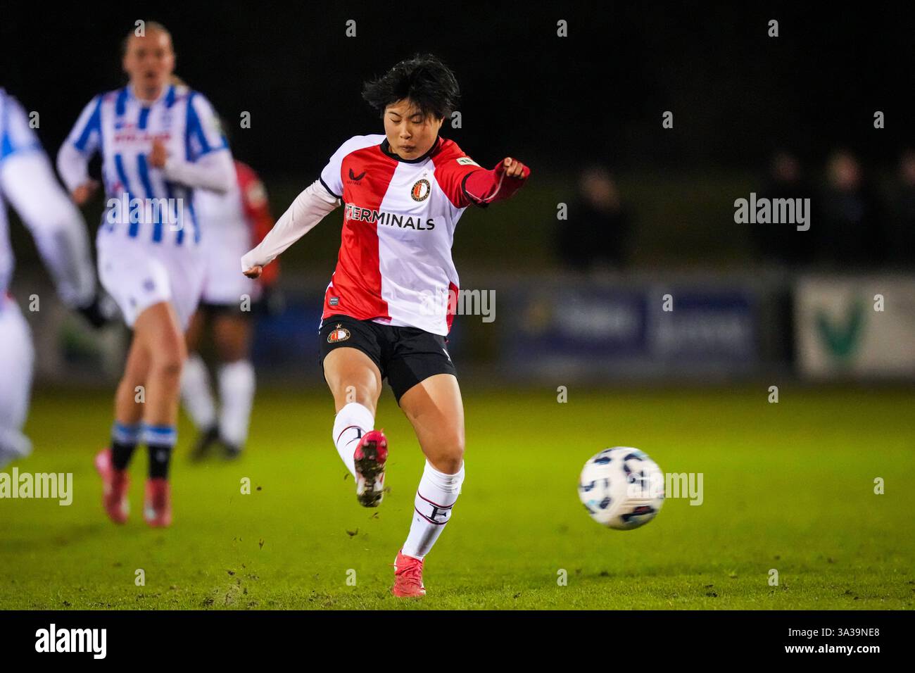 Heerenveen, The Netherlands. 14th Mar, 2025. Heerenveen - Mao Itamura ...