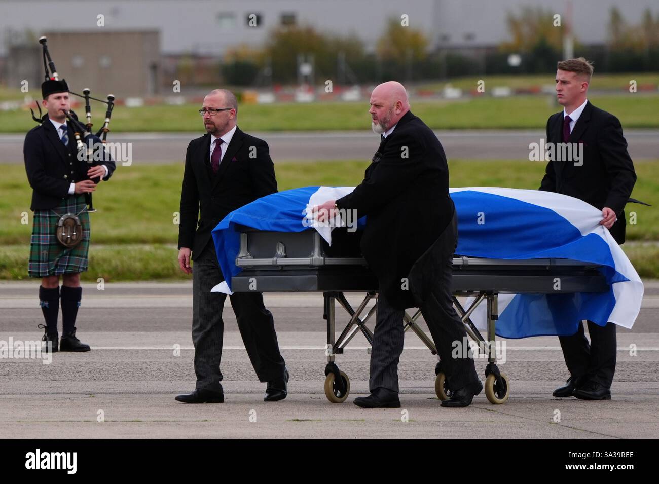 The coffin of former first minister of Scotland Alex Salmond draped in ...