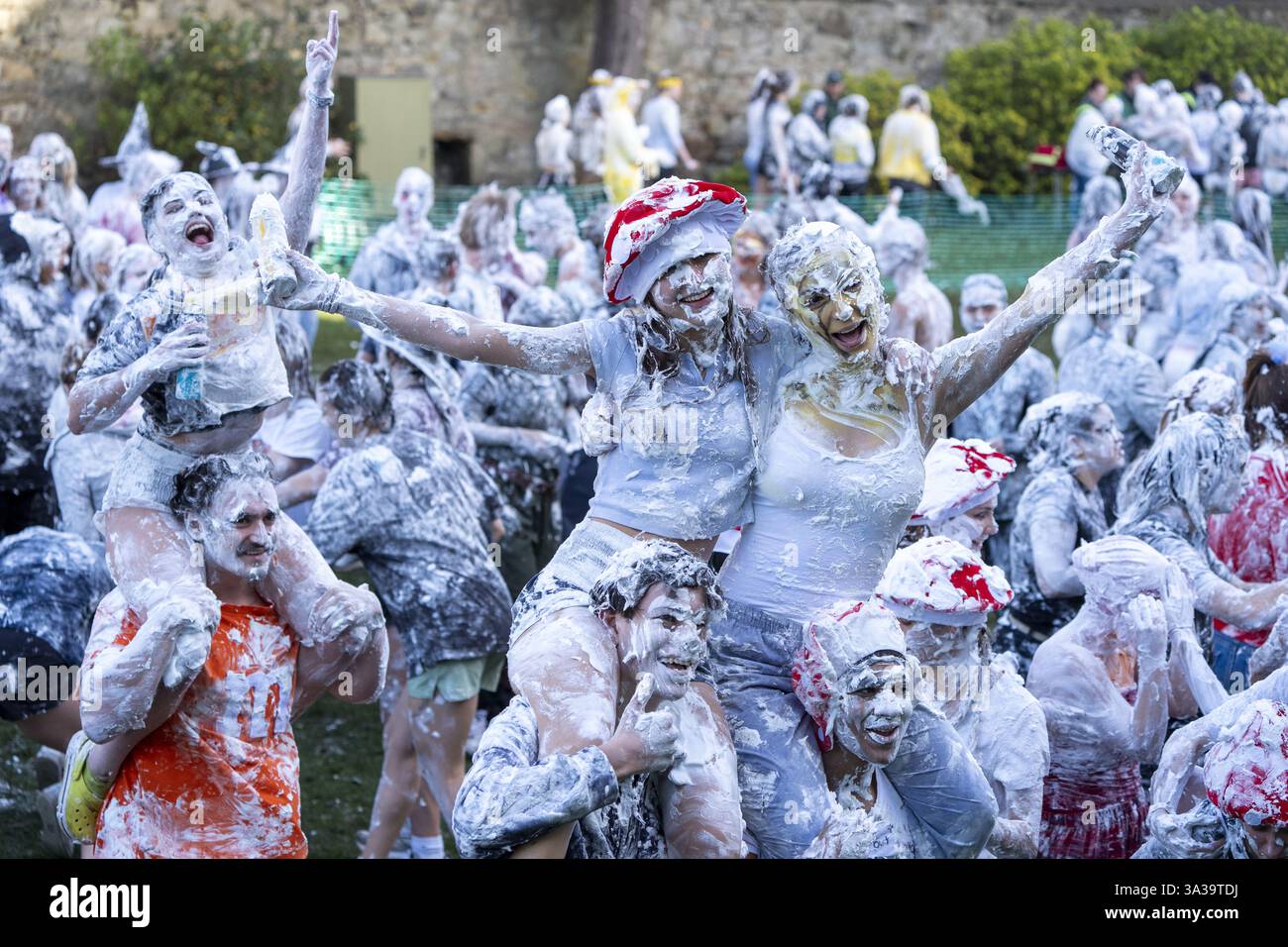 Students take part in the traditional Raisin Monday foam fight on St ...